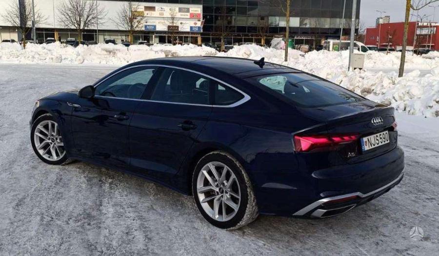 Blue Audi A5 Sportback 2023 in Klaipeda, with an engine capacity of 2.00 L and mileage of 12 thousand km for 34900 €, photo 3 on AUTOMOTO.COM.LV