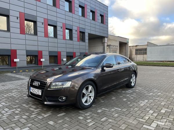 Brūns Audi A5 Sportback 2010 Klaipėda, ar dzinēja tilpumu 3.00 L un nobraukumu 218 tūkst. km par 7700 €, foto 1 vietnē AUTOMOTO.COM.LV