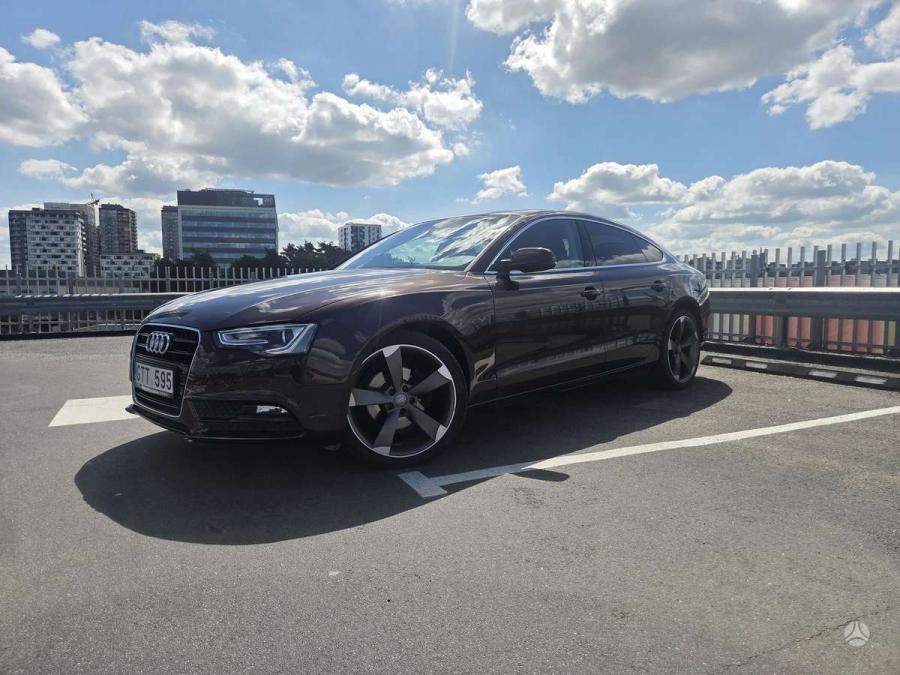 Brown Audi A5 Sportback 2013 in Vilnius, with an engine capacity of 1.80 L and mileage of 159 thousand km for 8500 €, photo 3 on AUTOMOTO.COM.LV