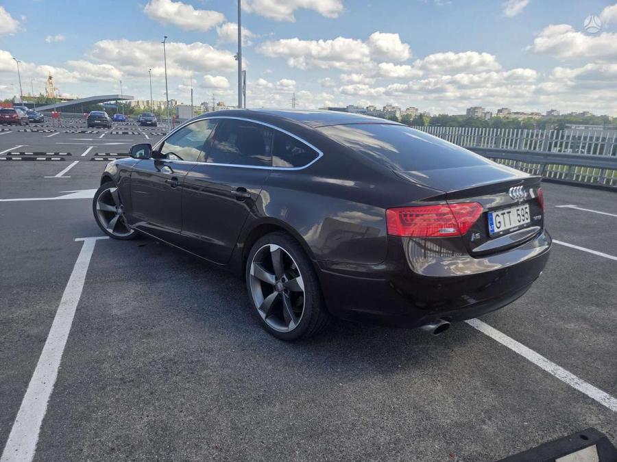 Brown Audi A5 Sportback 2013 in Vilnius, with an engine capacity of 1.80 L and mileage of 159 thousand km for 8500 €, photo 4 on AUTOMOTO.COM.LV