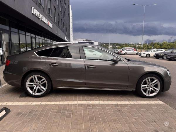 Brown Audi A5 Sportback 2013 in Vilnius, with an engine capacity of 1.97 L and mileage of 231 thousand km for 9700 €, photo 4 on AUTOMOTO.COM.LV