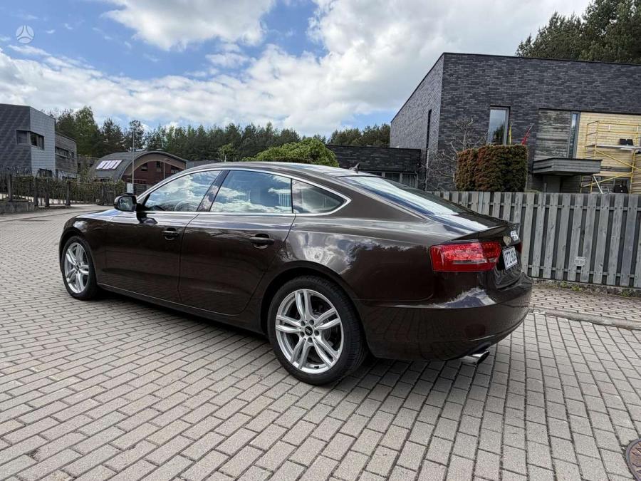 Коричневый Ауди A5 Sportback 2011 в Вильнюс, объемом двигателя 2.00 л и пробегом 233 тыс. км за 6700 €, фото 1 на AUTOMOTO.COM.LV