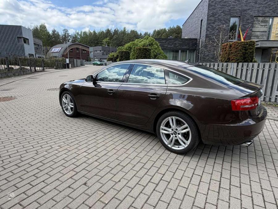 Brūns Audi A5 Sportback 2012 Viļņa, ar dzinēja tilpumu 2.00 L un nobraukumu 234 tūkst. km par 6900 €, foto 13 vietnē AUTOMOTO.COM.LV