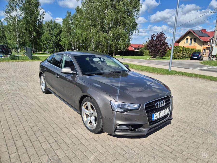 Brown Audi A5 Sportback 2012 in Vilnius, with an engine capacity of 1.97 L and mileage of 307 thousand km for 8500 €, photo 1 on AUTOMOTO.COM.LV