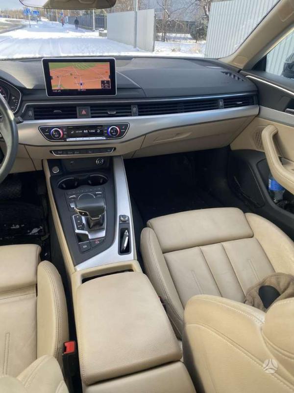 Green Audi A5 Sportback 2019 in Panevezys, with an engine capacity of 1.98 L and mileage of 108 thousand km for 22800 €, photo 8 on AUTOMOTO.COM.LV