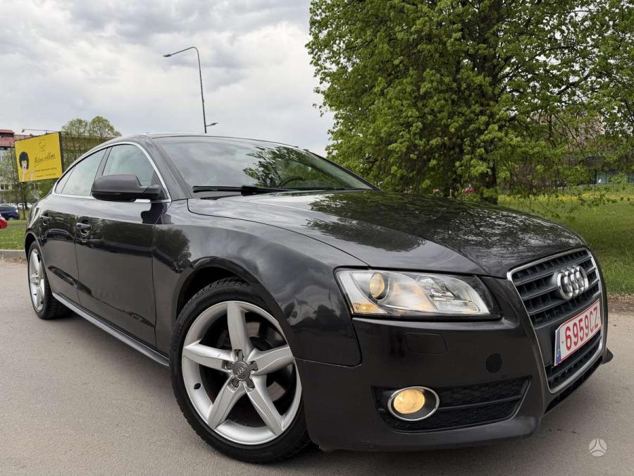 Pelēks Audi A5 Sportback 2010 Kauņa, ar dzinēja tilpumu 2.00 L un nobraukumu 243 tūkst. km par 5750 €, foto 3 vietnē AUTOMOTO.COM.LV