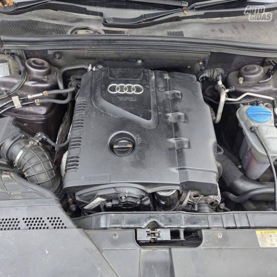 Pelēks Audi A5 Sportback 2010 Panevēža, ar dzinēja tilpumu 2.00 L un nobraukumu 300 tūkst. km par 2500 €, foto 7 vietnē AUTOMOTO.COM.LV