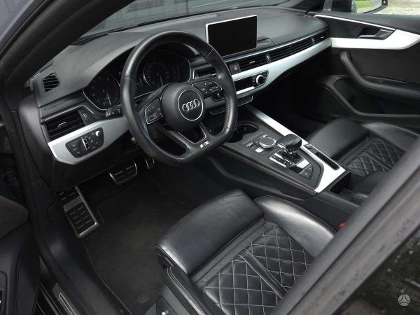 Pelēks Audi A5 Sportback 2017 Kauņa, ar dzinēja tilpumu 2.00 L un nobraukumu 269 tūkst. km par 16999 €, foto 3 vietnē AUTOMOTO.COM.LV