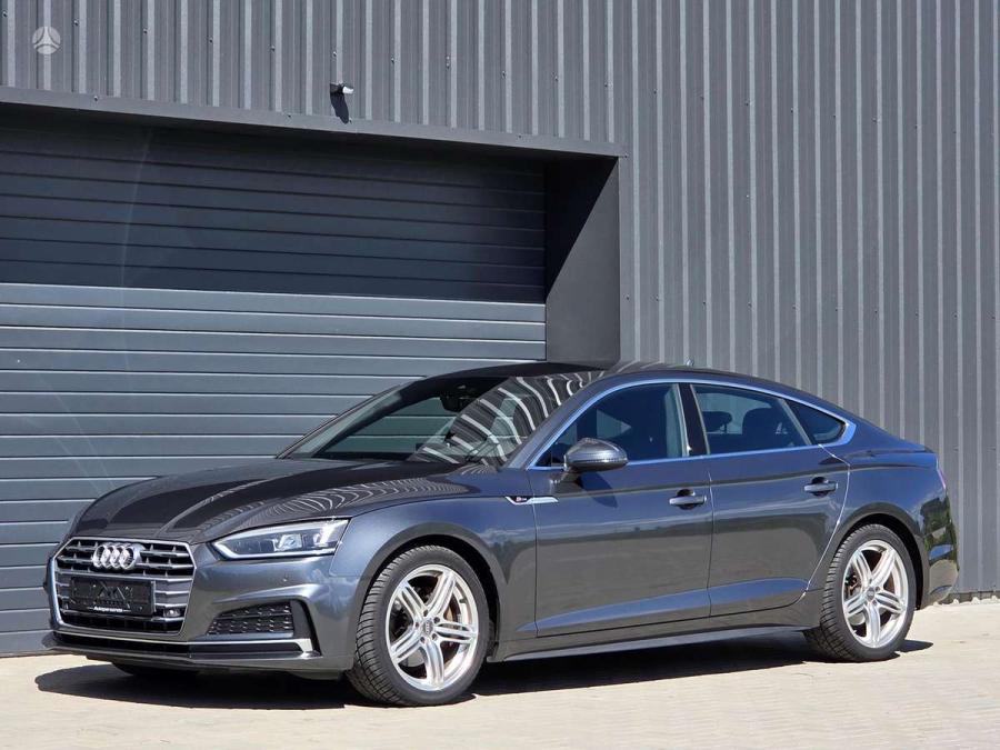 Grey Audi A5 Sportback 2017 in Kaunas, with an engine capacity of 2.00 L and mileage of 300 thousand km for 16750 €, photo 5 on AUTOMOTO.COM.LV