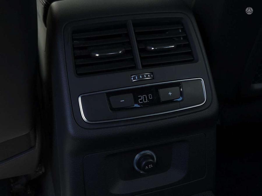 Grey Audi A5 Sportback 2017 in Kaunas, with an engine capacity of 2.00 L and mileage of 300 thousand km for 16750 €, photo 20 on AUTOMOTO.COM.LV