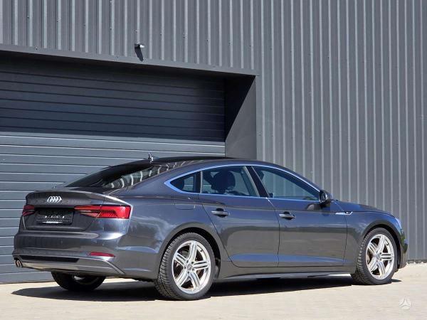 Pelēks Audi A5 Sportback 2017 Kauņa, ar dzinēja tilpumu 2.00 L un nobraukumu 300 tūkst. km par 16750 €, foto 8 vietnē AUTOMOTO.COM.LV