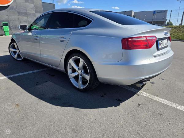 Grey Audi A5 Sportback 2009 in Kretinga, with an engine capacity of 2.70 L and mileage of 276 thousand km for 7600 €, photo 1 on AUTOMOTO.COM.LV