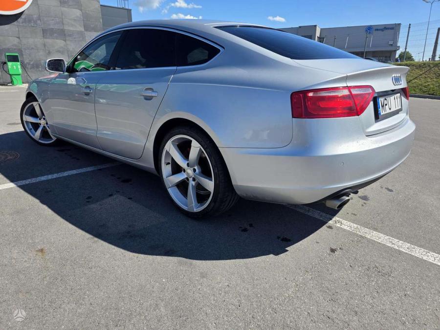 Grey Audi A5 Sportback 2009 in Kretinga, with an engine capacity of 2.70 L and mileage of 276 thousand km for 7600 €, photo 1 on AUTOMOTO.COM.LV