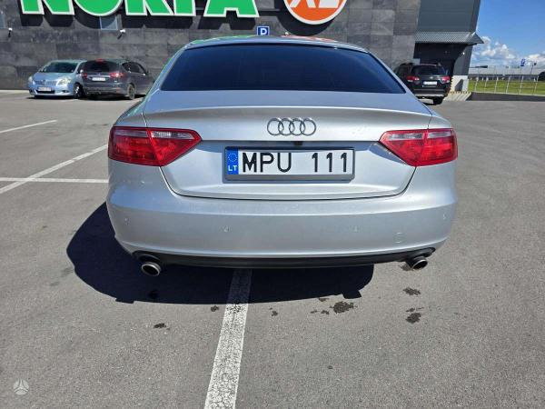 Grey Audi A5 Sportback 2009 in Kretinga, with an engine capacity of 2.70 L and mileage of 276 thousand km for 7600 €, photo 8 on AUTOMOTO.COM.LV