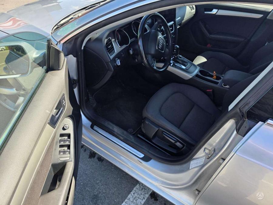 Grey Audi A5 Sportback 2009 in Kretinga, with an engine capacity of 2.70 L and mileage of 276 thousand km for 7600 €, photo 11 on AUTOMOTO.COM.LV