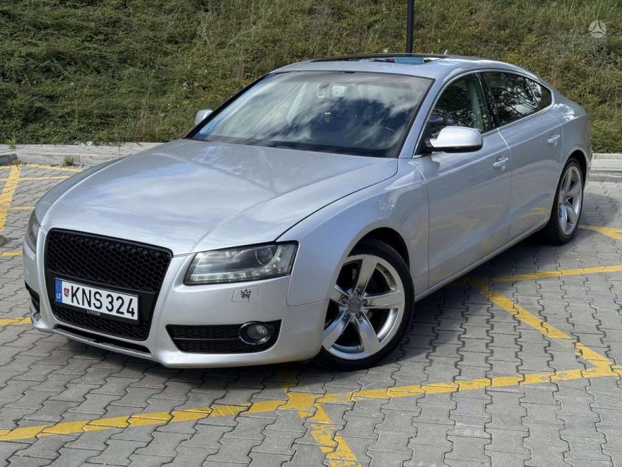 Серый Ауди A5 Sportback 2009 в Вильнюс, объемом двигателя 2.97 л и пробегом 357 тыс. км за 5000 €, фото 4 на AUTOMOTO.COM.LV