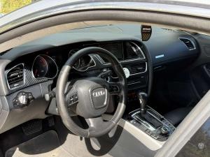 Серый Ауди A5 Sportback 2009 в Вильнюс, объемом двигателя 2.97 л и пробегом 357 тыс. км за 5000 €, фото 8 на AUTOMOTO.COM.LV