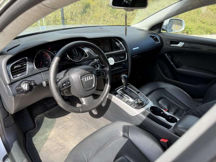 Серый Ауди A5 Sportback 2009 в Вильнюс, объемом двигателя 2.97 л и пробегом 357 тыс. км за 5000 €, фото 9 на AUTOMOTO.COM.LV