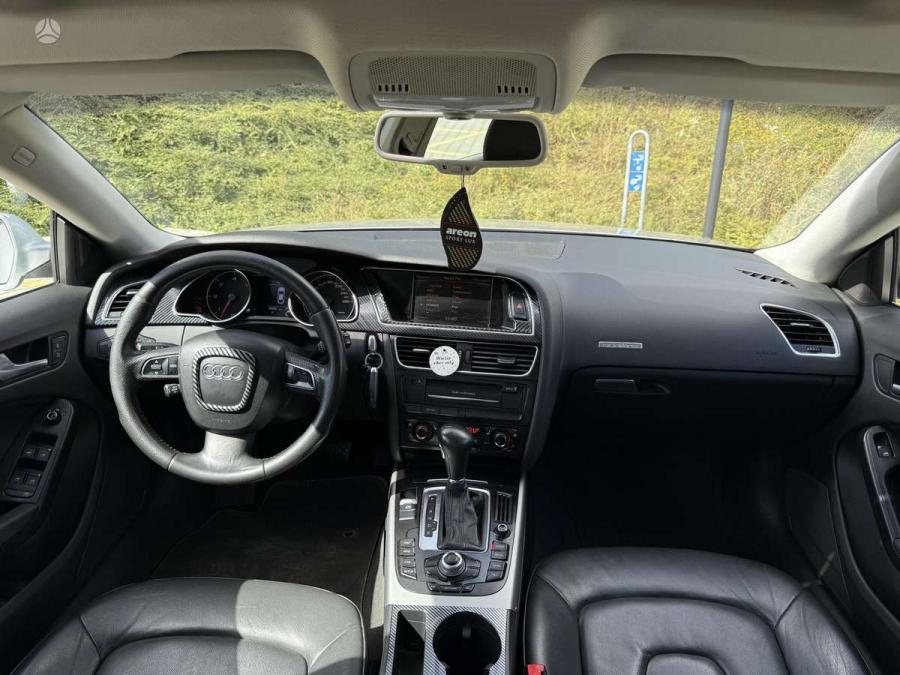 Серый Ауди A5 Sportback 2009 в Вильнюс, объемом двигателя 2.97 л и пробегом 357 тыс. км за 5000 €, фото 13 на AUTOMOTO.COM.LV
