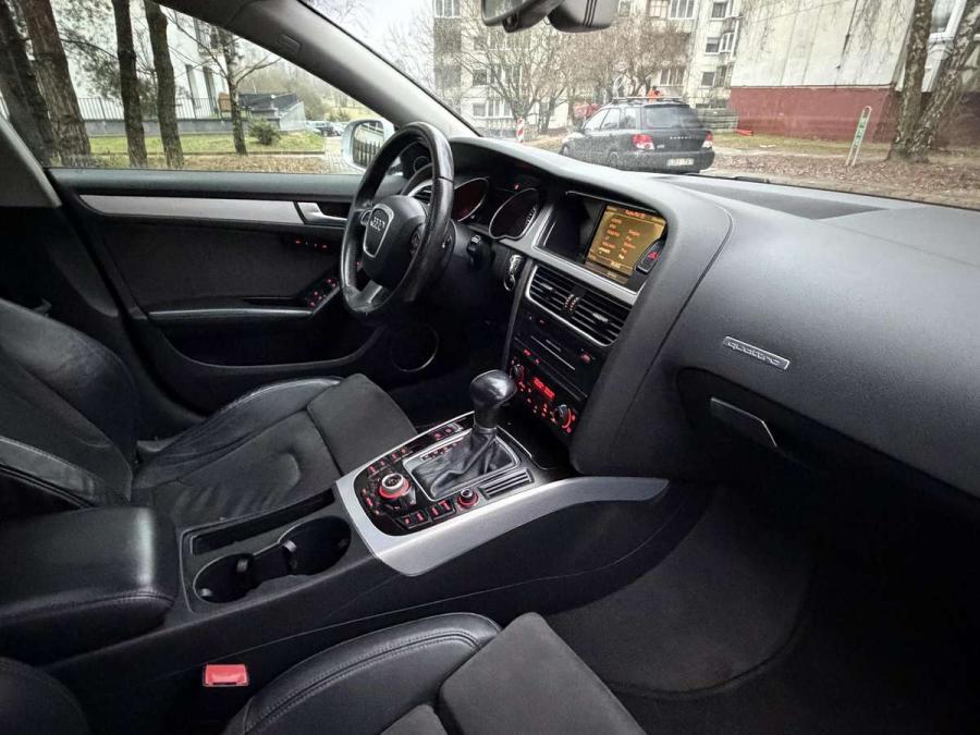 Серый Ауди A5 Sportback 2010 в Мариямполе, объемом двигателя 2.97 л и пробегом 345 тыс. км за 5900 €, фото 20 на AUTOMOTO.COM.LV