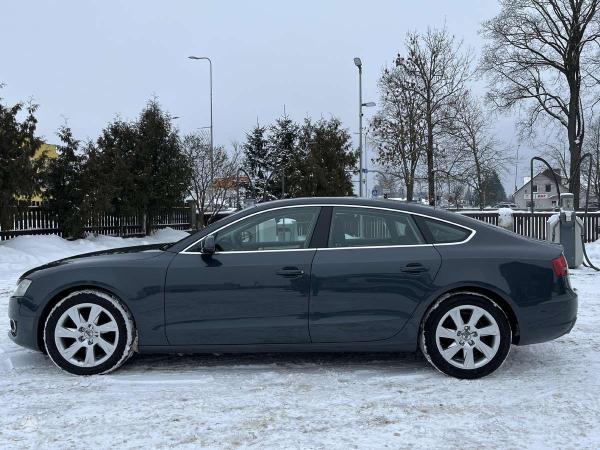 Grey Audi A5 Sportback 2010 in Taurage, with an engine capacity of 1.97 L and mileage of 292 thousand km for 6250 €, photo 2 on AUTOMOTO.COM.LV