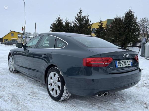 Grey Audi A5 Sportback 2010 in Taurage, with an engine capacity of 1.97 L and mileage of 292 thousand km for 6250 €, photo 3 on AUTOMOTO.COM.LV