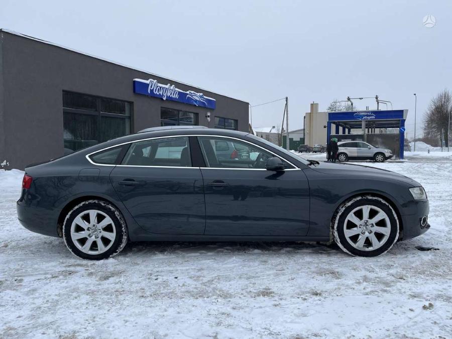 Grey Audi A5 Sportback 2010 in Taurage, with an engine capacity of 1.97 L and mileage of 292 thousand km for 6250 €, photo 6 on AUTOMOTO.COM.LV