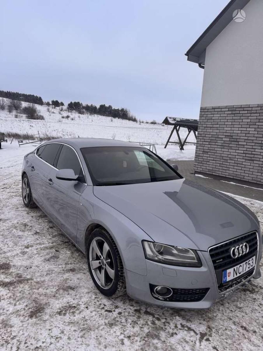 Серый Ауди A5 Sportback 2010 в Вевис, объемом двигателя 1.98 л и пробегом 292 тыс. км за 8300 €, фото 2 на AUTOMOTO.COM.LV