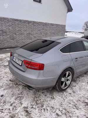 Серый Ауди A5 Sportback 2010 в Вевис, объемом двигателя 1.98 л и пробегом 292 тыс. км за 8300 €, фото 3 на AUTOMOTO.COM.LV