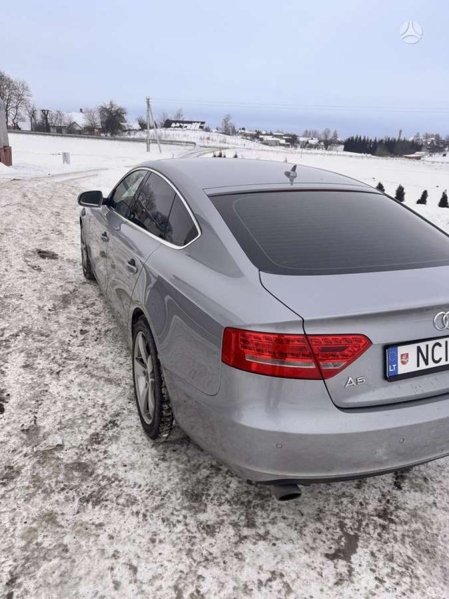 Серый Ауди A5 Sportback 2010 в Вевис, объемом двигателя 1.98 л и пробегом 292 тыс. км за 8300 €, фото 4 на AUTOMOTO.COM.LV