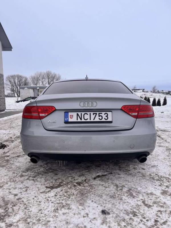 Pelēks Audi A5 Sportback 2010 Vievis, ar dzinēja tilpumu 1.98 L un nobraukumu 292 tūkst. km par 8300 €, foto 5 vietnē AUTOMOTO.COM.LV