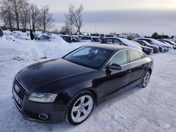 Grey Audi A5 Sportback 2010 in Taurage, with an engine capacity of 1.97 L and mileage of 254 thousand km for 5900 €, photo 1 on AUTOMOTO.COM.LV