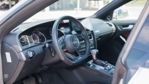 Серый Ауди A5 Sportback 2010 в Вильнюс, объемом двигателя 2.00 л и пробегом 345 тыс. км за 6300 €, фото 13 на AUTOMOTO.COM.LV