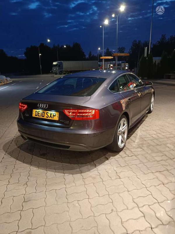 Pelēks Audi A5 Sportback 2010 Panevēža, ar dzinēja tilpumu 1.97 L un nobraukumu 323 tūkst. km par 3200 €, foto 4 vietnē AUTOMOTO.COM.LV