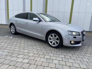 Grey Audi A5 Sportback 2010 in Vilnius, with an engine capacity of 1.98 L and mileage of 300 thousand km for 3500 €, photo 3 on AUTOMOTO.COM.LV