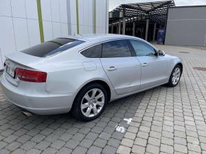 Grey Audi A5 Sportback 2010 in Vilnius, with an engine capacity of 1.98 L and mileage of 300 thousand km for 3500 €, photo 6 on AUTOMOTO.COM.LV