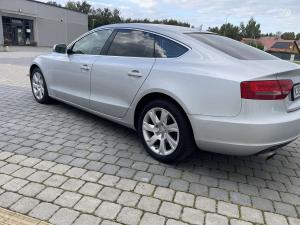 Grey Audi A5 Sportback 2010 in Vilnius, with an engine capacity of 1.98 L and mileage of 300 thousand km for 3500 €, photo 9 on AUTOMOTO.COM.LV