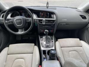 Grey Audi A5 Sportback 2010 in Vilnius, with an engine capacity of 1.98 L and mileage of 300 thousand km for 3500 €, photo 27 on AUTOMOTO.COM.LV