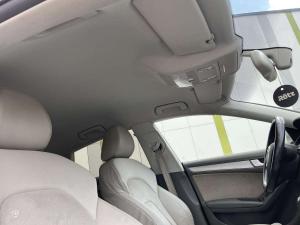 Grey Audi A5 Sportback 2010 in Vilnius, with an engine capacity of 1.98 L and mileage of 300 thousand km for 3500 €, photo 33 on AUTOMOTO.COM.LV