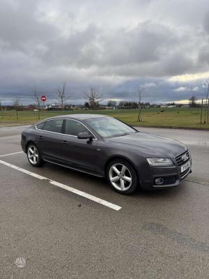 Grey Audi A5 Sportback 2011 in Siauliai, with an engine capacity of 1.97 L and mileage of 295 thousand km for 2800 €, photo 9 on AUTOMOTO.COM.LV