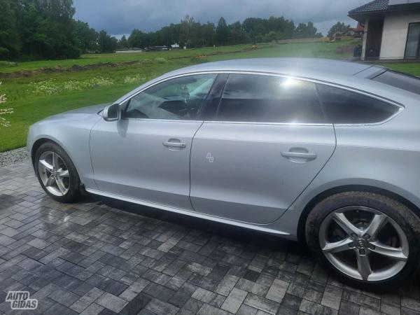 Серый Ауди A5 Sportback 2011 в Плунге, объемом двигателя 2.00 л и пробегом 275 тыс. км за 3500 €, фото 2 на AUTOMOTO.COM.LV