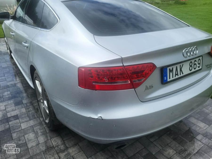 Серый Ауди A5 Sportback 2011 в Плунге, объемом двигателя 2.00 л и пробегом 275 тыс. км за 3500 €, фото 5 на AUTOMOTO.COM.LV