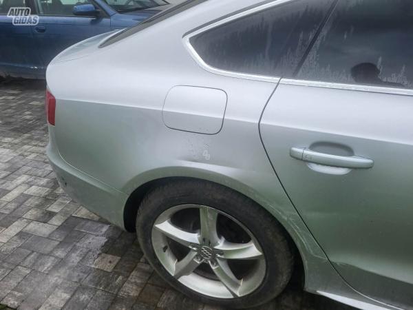 Серый Ауди A5 Sportback 2011 в Плунге, объемом двигателя 2.00 л и пробегом 275 тыс. км за 3500 €, фото 5 на AUTOMOTO.COM.LV
