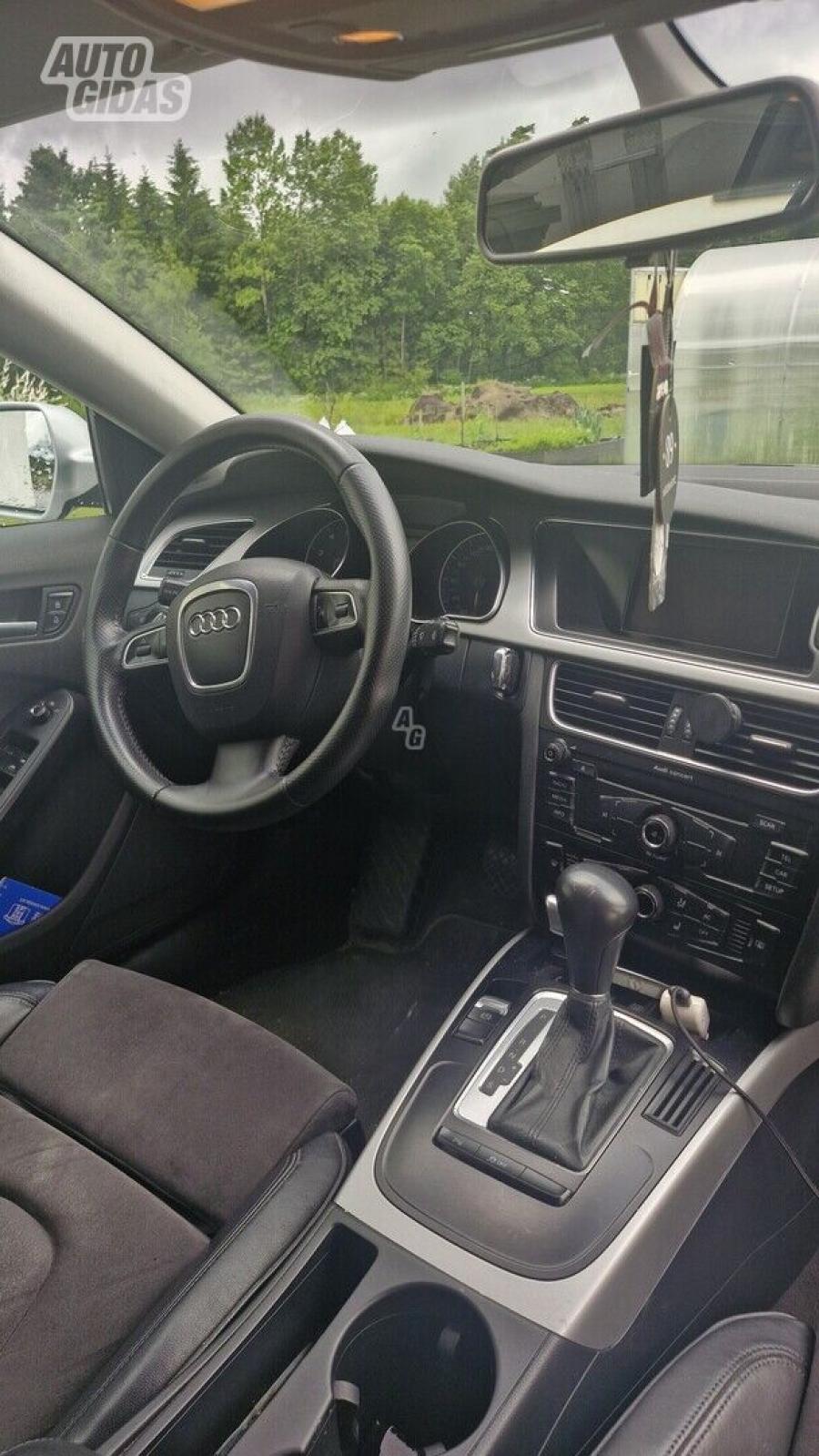 Серый Ауди A5 Sportback 2011 в Плунге, объемом двигателя 2.00 л и пробегом 275 тыс. км за 3500 €, фото 11 на AUTOMOTO.COM.LV