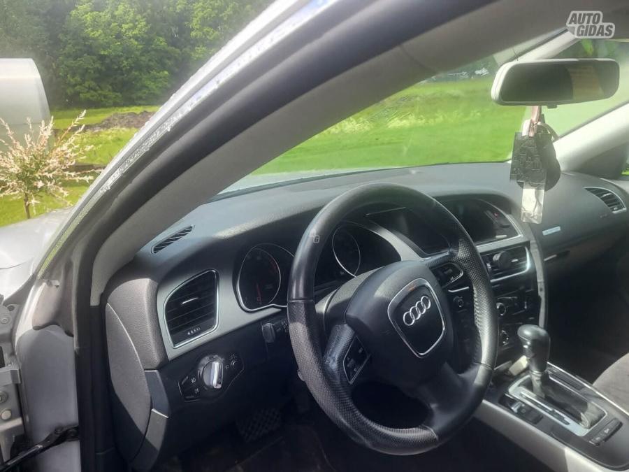 Серый Ауди A5 Sportback 2011 в Плунге, объемом двигателя 2.00 л и пробегом 275 тыс. км за 3500 €, фото 14 на AUTOMOTO.COM.LV