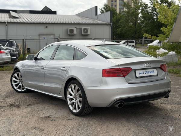 Grey Audi A5 Sportback 2012 in Mazeikiai, with an engine capacity of 1.80 L and mileage of 225 thousand km for 9900 €, photo 4 on AUTOMOTO.COM.LV