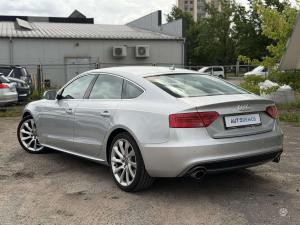 Grey Audi A5 Sportback 2012 in Mazeikiai, with an engine capacity of 1.80 L and mileage of 225 thousand km for 9900 €, photo 5 on AUTOMOTO.COM.LV