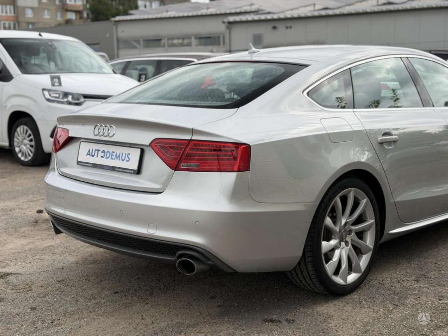 Grey Audi A5 Sportback 2012 in Mazeikiai, with an engine capacity of 1.80 L and mileage of 225 thousand km for 9900 €, photo 9 on AUTOMOTO.COM.LV