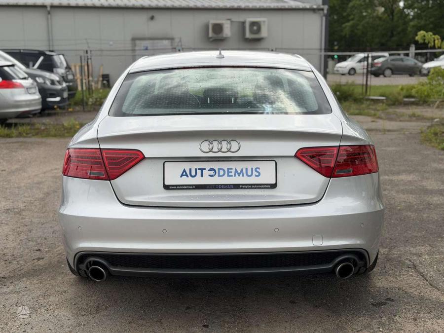 Grey Audi A5 Sportback 2012 in Mazeikiai, with an engine capacity of 1.80 L and mileage of 225 thousand km for 9900 €, photo 10 on AUTOMOTO.COM.LV