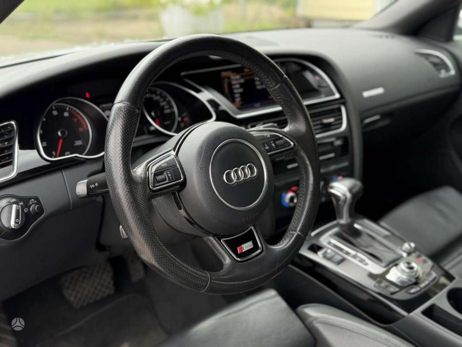 Grey Audi A5 Sportback 2012 in Mazeikiai, with an engine capacity of 1.80 L and mileage of 225 thousand km for 9900 €, photo 17 on AUTOMOTO.COM.LV